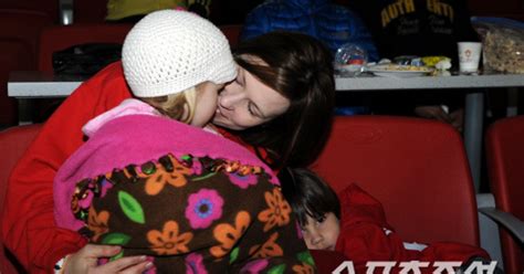 [포토] 니퍼트 아내 우리 딸 아빠가 안나와서 섭섭해