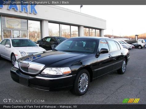 Black 2007 Lincoln Town Car Signature L Black Interior Gtcarlot