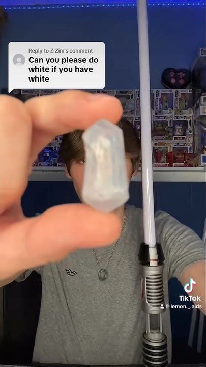 White Kyber Crystal In The Lightsaber Youtube