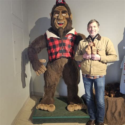 Curvedrodman Cam Model Free Live Sex Show And Chat Stripchat