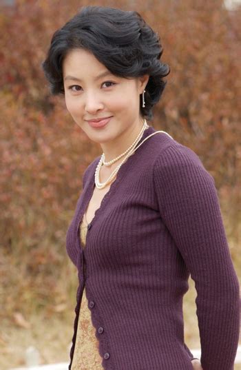 배우 박지영 ‘농염한 식모 변신