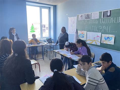 დიდი არაქალის საჯარო სკოლის მე 6 კლასის მოსწავლეებს მასწავლებელმა ლუსინე ზაქარიანმა საინტერესო