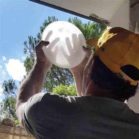 Wall Light With Small Alabaster Sphere Ofione Casa Lumi