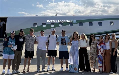 Blue Jays Teammates Wives And Girlfriends Celebrate Bo Bichettes Wedding Running The Point