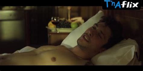 Yekaterina Guseva Breasts Scene In Vhodya V Dom Oglyanis