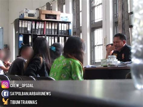 PSK Online Terjaring Menjadi PSK Sejak Usia 12 Tahun