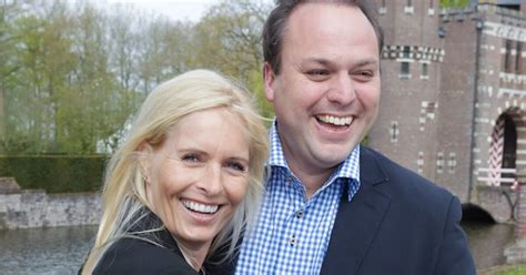 Wow Mariska Bauer Showt Slanke Lijf Op Vakantie Flair