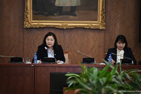 УИХ ын Тамгын газрын ажилтнуудад зориулсан “Хүний эрхэд суурилсан