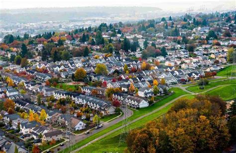 Richest Neighborhoods In Seattle 🏠💲 10 Beautiful And Affluent Seattle