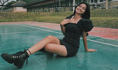 Profil Dan Biodata Ratu Sofya Lengkap Dengan Kisah Asmara Parboaboa