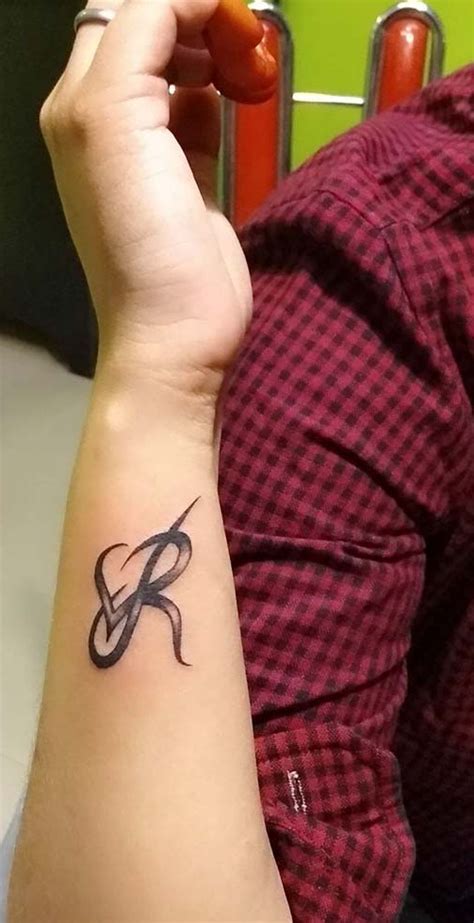 Cursive Letter R Tattoos R Letter Tattoo Fyp Foryoupage Viral