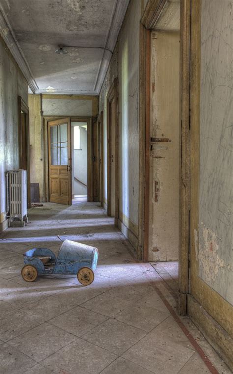 Inside The Abandoned Belgian Mansion Brimming With Expensive Furniture