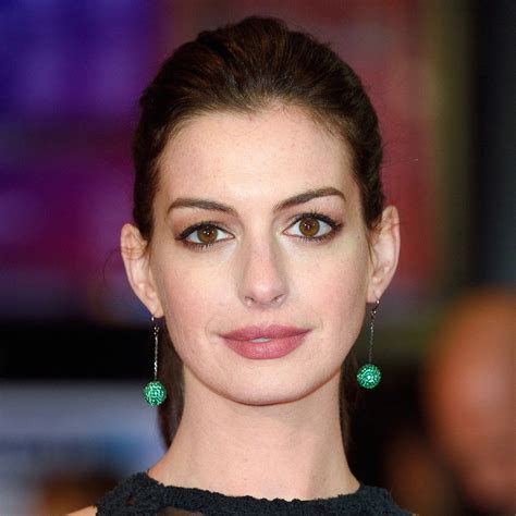 Anne Hathaway Natural Makeup