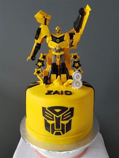 Transformers Bumblebee Cake Transformers Cake Bumble Bee Transformer