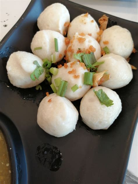 รูป ติ๋มเกี๊ยวยักษ์ เตี๋ยวเกี๊ยวยักษ์ ตลิ่งชัน