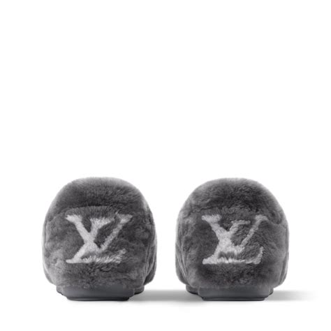 Lv Yeti Slip On Luxury For Men 1aiziq Grey Louis Vuitton Hong Kong