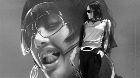 Lisaが表紙にカムバック！── 『vogue Japan』2024年10月号、エディターズレター Vogue Japan