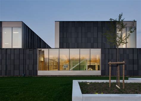 Swimming Pool Complex By Slangenkoenis Architecten