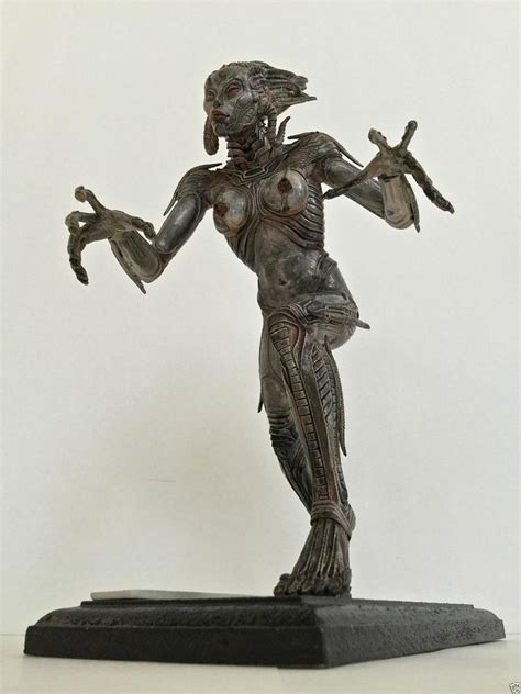 16 Species Sil Statue Hr Giger Maquettealienpredatorsideshowhcg