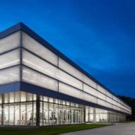 John Ronan Wraps IIT S Kaplan Institute In ETFE And Glass