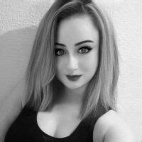 Molly Lora Cam Girl Free Live Sex Show By Molly Lora At MyHotCams Net