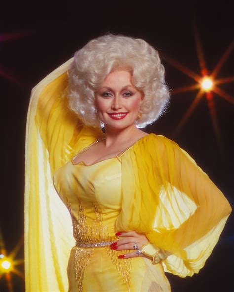 Young Dolly Parton Outfits