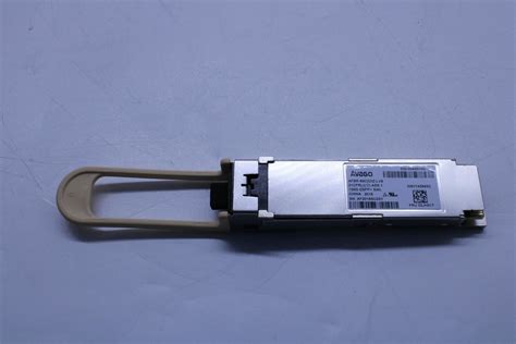 Трансивер Broadcom Optical Transceiver 100gb Ethernet Optical Qsfp28 Shortwave Module 1 Pack