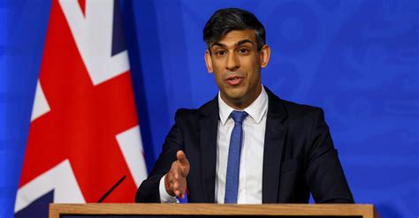 Uk Forces Through Rwanda Deportation Bill The Carolinian East