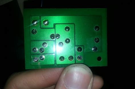 Aide Pour Reconnaître Les Composants Dun Circuit Imprimé