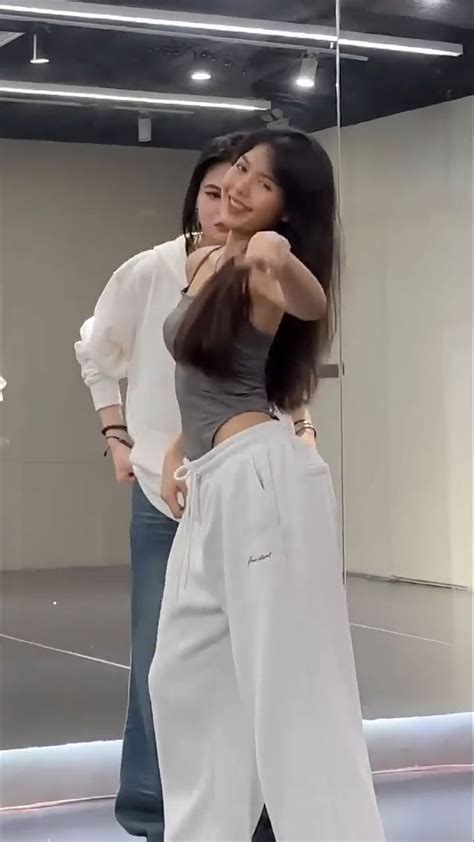 Yeah Usher Dance Cover Dance Fashion Snap Dance Simple Dance