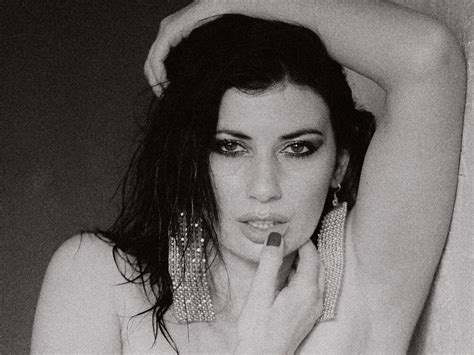 موديل الكاميرا Stunnigart دردشة وعرض جنس مجاني Stripchat