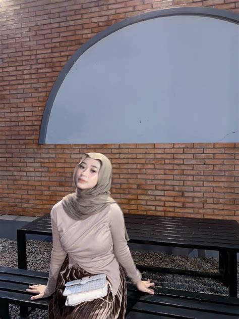 Cewe Hijab Cewe Tobrut Gaya Musim Panas Gaya Hijab Foto Gadis Cantik