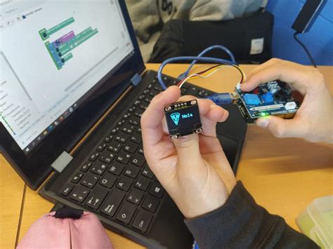 Visualització Amb Arduino Blocks Optativa 1r Batxillerat Institut S