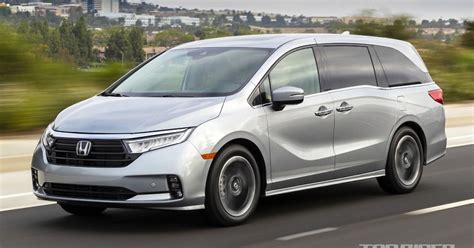 혼다 신형 오딧세이 2월 국내 출시 카니발 정조준 탑라이더