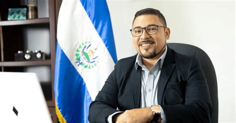 juramentan a jorge castaneda como nuevo presidente de anda la prensa