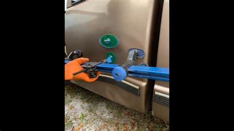 구겨진 자동차 복원 Youtube