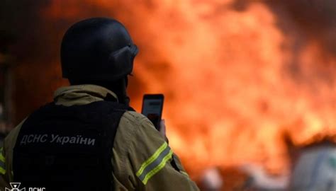 У Сумах сталося падіння російського безпілотника на дах обласної лікарні Читайте на Ukr Net