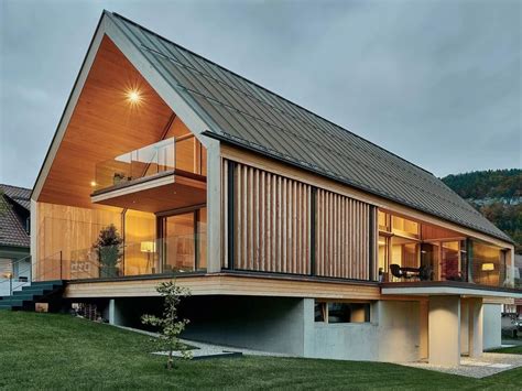 Struktur Atap Pelana, Model dan Cara Menghitungnya - MCMProperti
