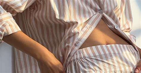 I Tried Pelvic Floor Therapyheres Why You Should Too The Everygirl