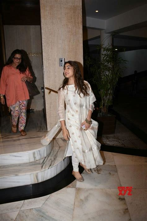 ปักพินโดย Deepak Malik ใน Hare Krishna