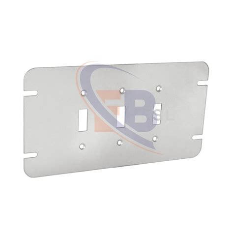 3 Gang Toggle Box Cw Surface Cover Eastbank Electrical And Industrial Supplies Inc