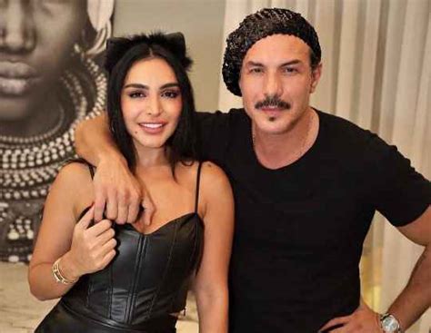 من هو باسل خياط وزوجته واولاده وديانته ويكيبيديا السيرة الذاتية كنز