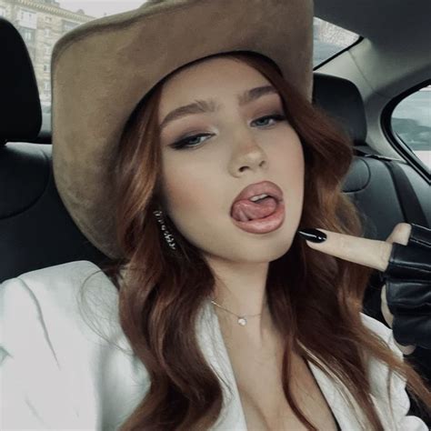 Jules Ambrose Twisted Hate Cowboy Hats Sanem Gossip Girl