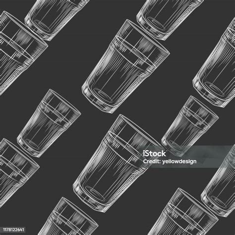 칠판에 손으로 그린 하이볼 유리 원활한 패턴 콜린 유리 배경입니다 분필에 대한 스톡 벡터 아트 및 기타 이미지 분필 술