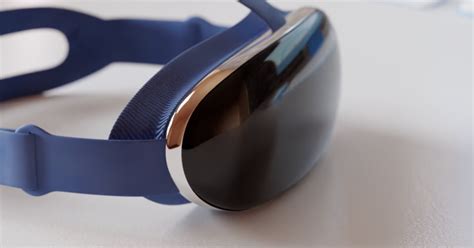 Apple Is Reportedly Working On A Cheaper Version Of Its AR VR Headset