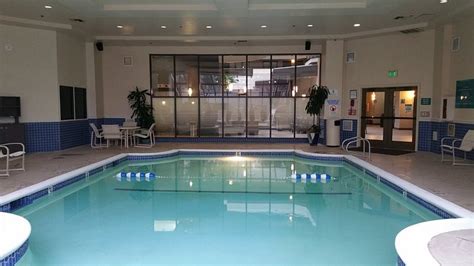 Embassy Suites By Hilton Los Angeles International Airport North Pool