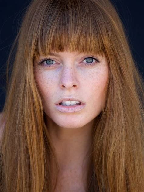 Chloe Hurst Biografia Altura Idade Aniversário Signo