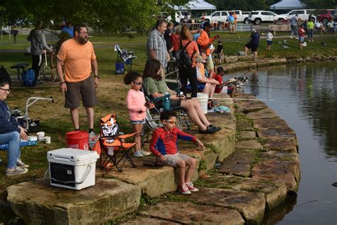 Free Fishing Fun At The Twra Youth Fishing Rodeo Photos