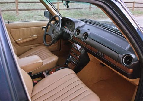 1985 Mercedes 300 Td Wagon Interior