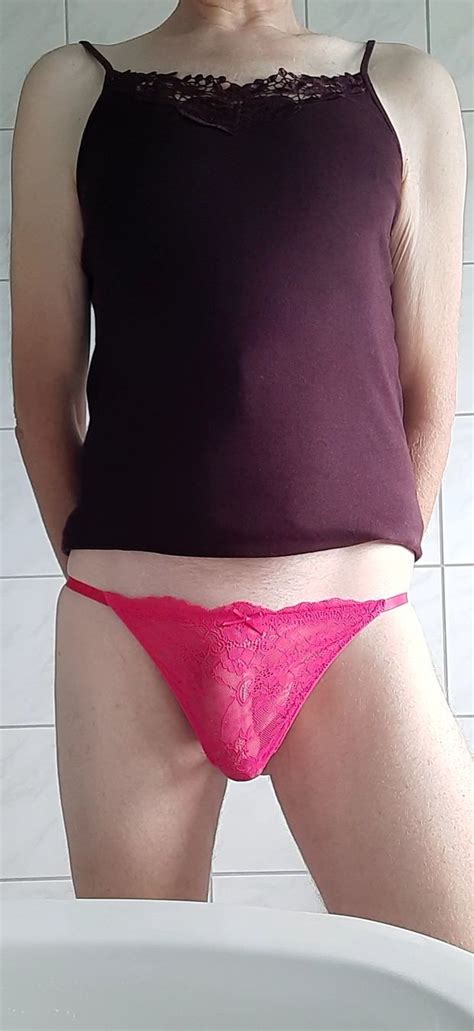 Pink String Dickindessous